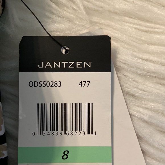 Jantzen | Swim | Jantzen Womans Swim Top Size 8 Brand New With Tags ...